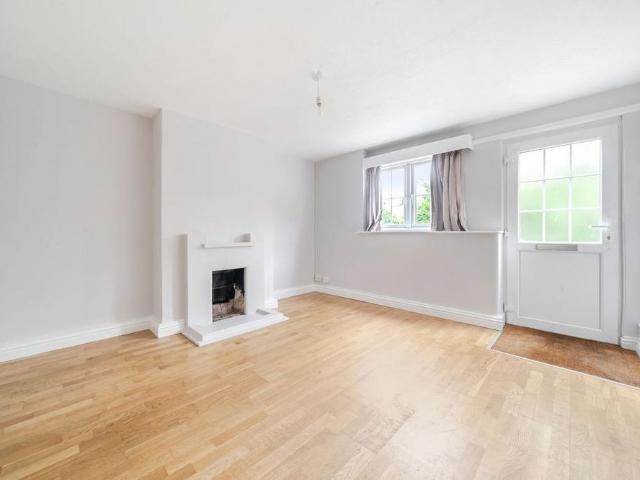 2 bedroom house to rent
