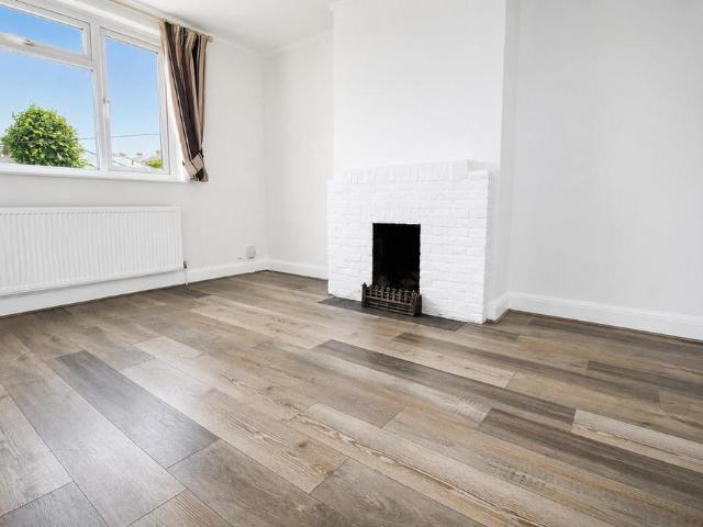 2 bedroom house to rent