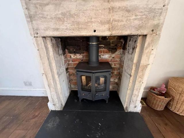 2 bedroom house to rent
