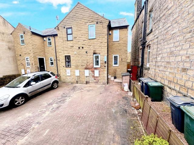 2 bedroom house to rent