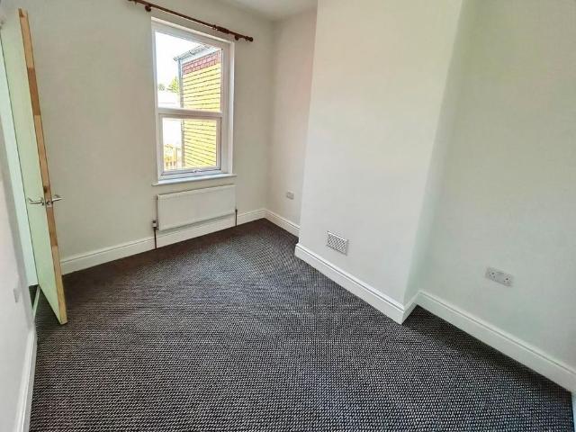 2 bedroom house to rent
