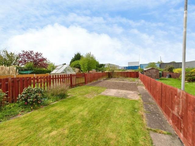 2 bedroom house to rent