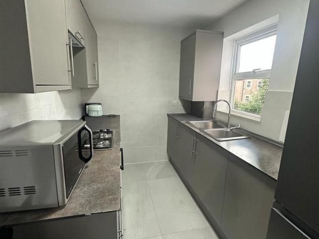 2 bedroom private halls to rent