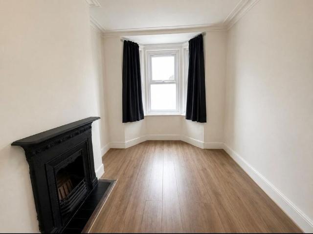2 bedroom house to rent