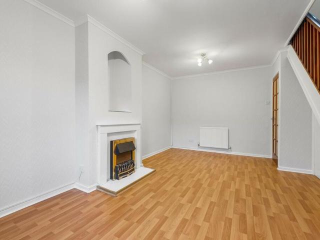 2 bedroom house to rent
