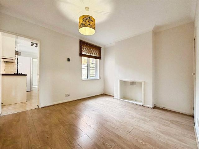 2 bedroom house to rent