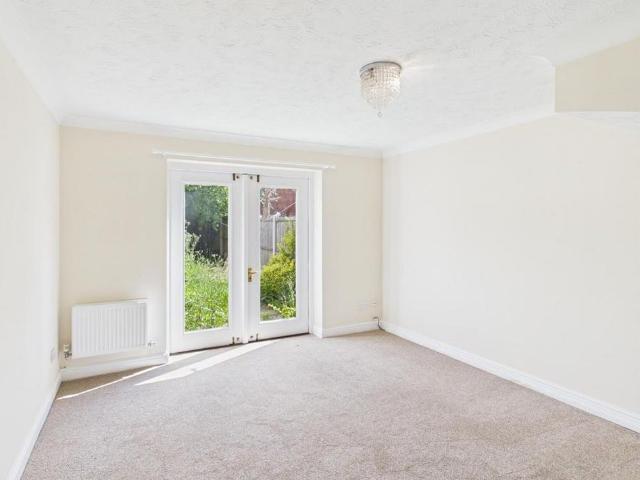 2 bedroom house to rent