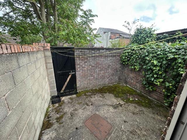 2 bedroom house to rent