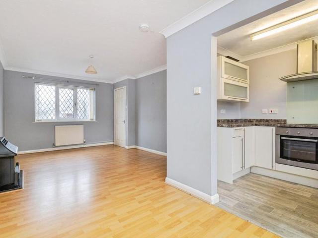 2 bedroom house to rent