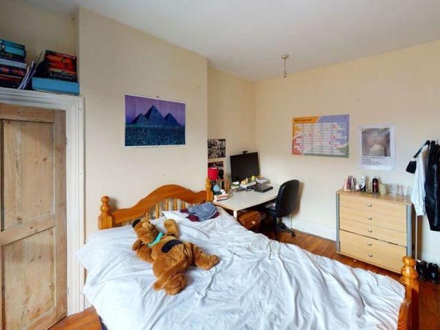 2 bedroom house to rent
