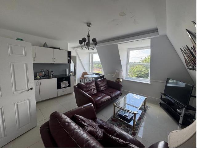 2 bedroom house to rent