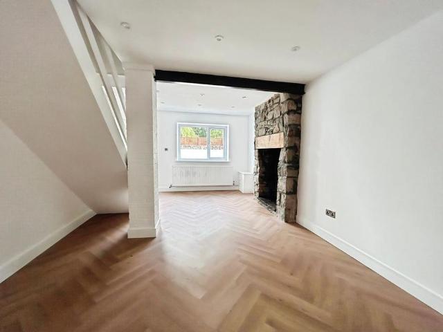 2 bedroom house to rent