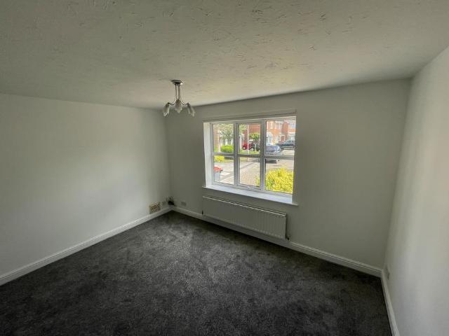 2 bedroom house to rent