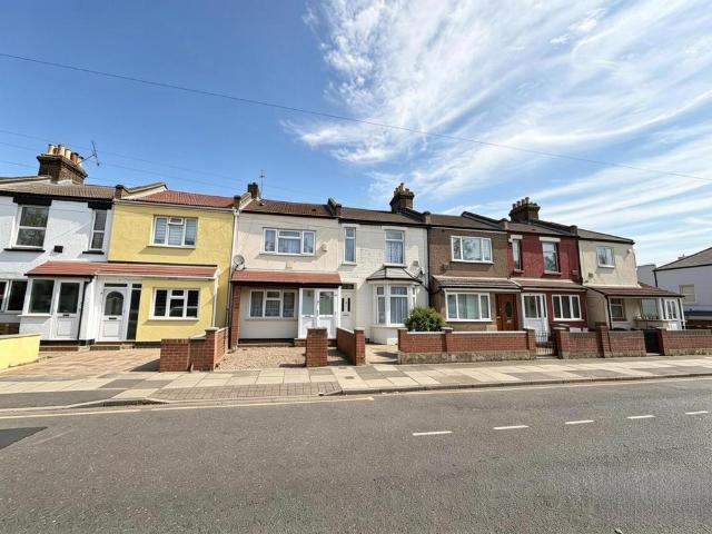 2 bedroom house to rent