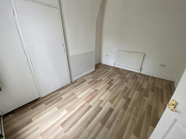 2 bedroom house to rent