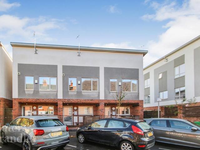 2 bedroom house to rent