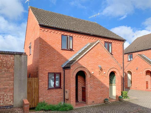 2 bedroom house to rent