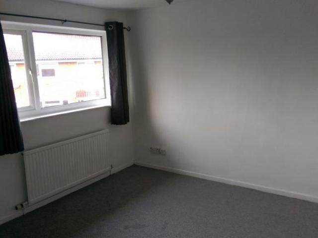 2 bedroom house to rent