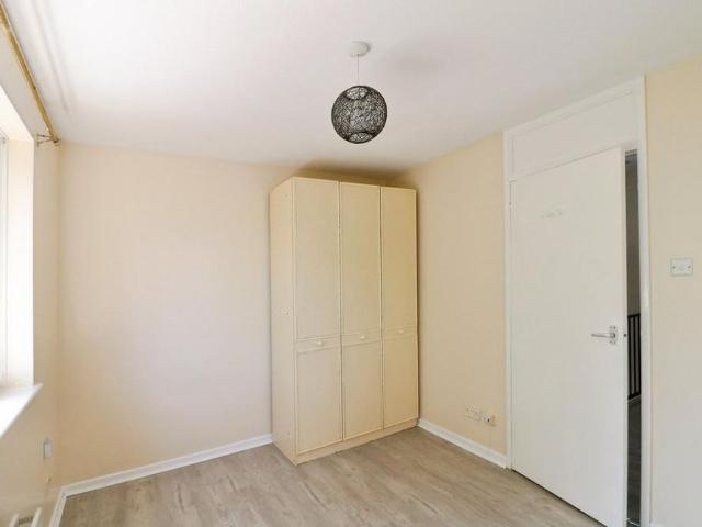 2 bedroom house to rent