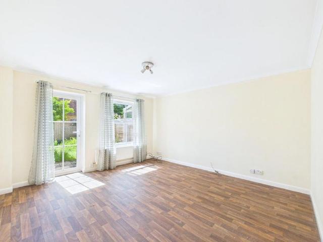 2 bedroom house to rent