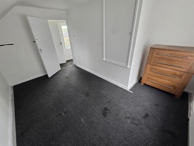 2 bedroom house to rent