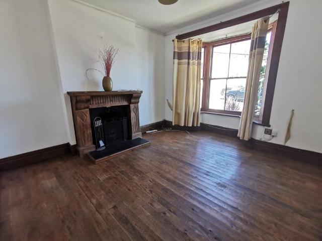 2 bedroom house to rent