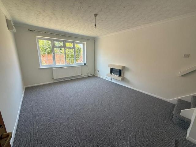 2 bedroom house to rent