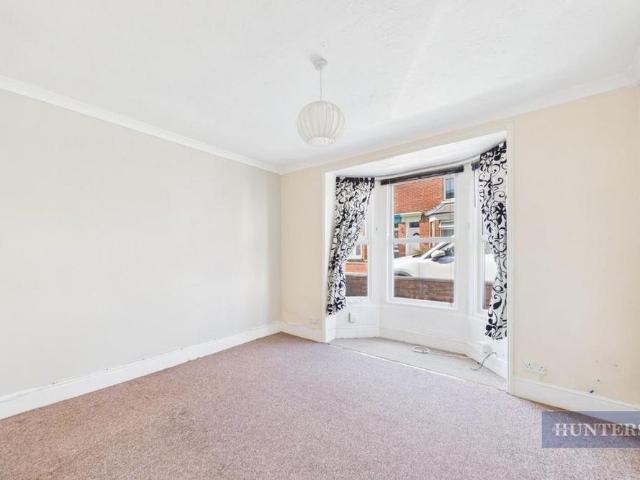 2 bedroom house to rent