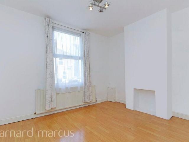 2 bedroom house to rent