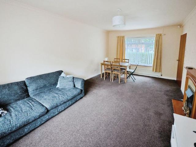 2 bedroom House To Rent