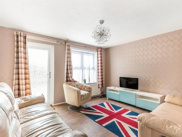 2 bedroom House To Rent