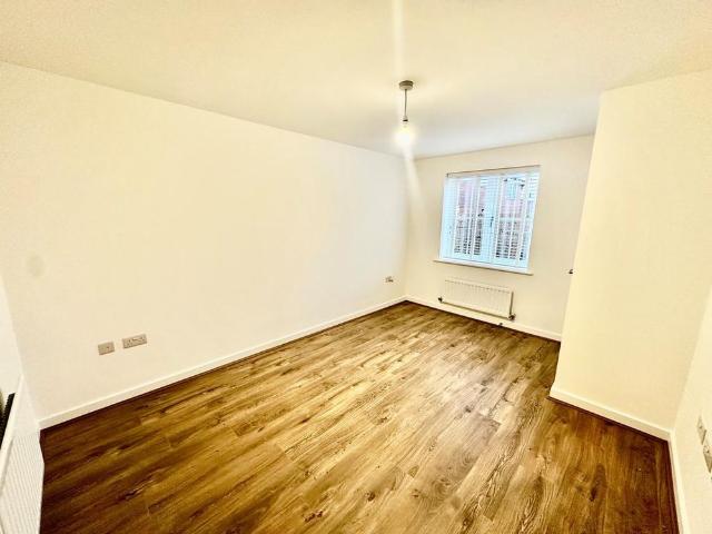 2 bedroom house to rent