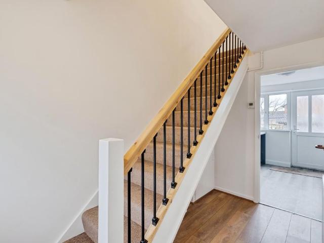 2 bedroom house to rent