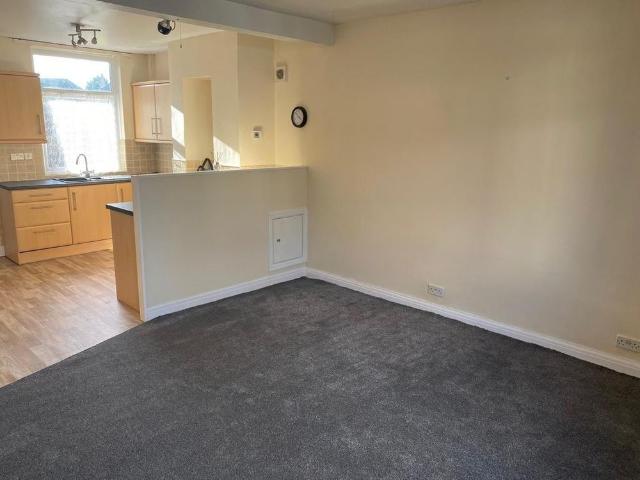 2 bedroom house to rent