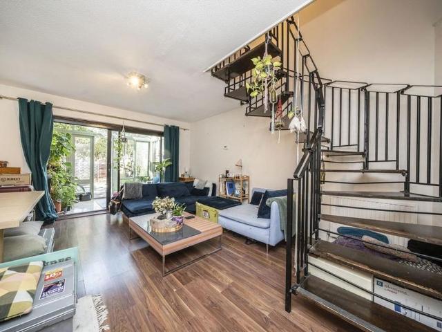 2 bedroom house to rent