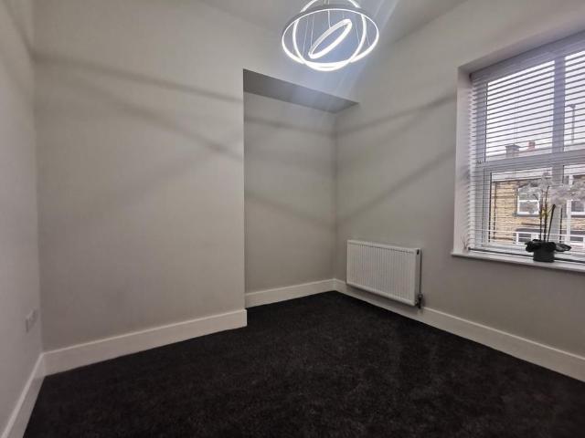 2 bedroom house to rent