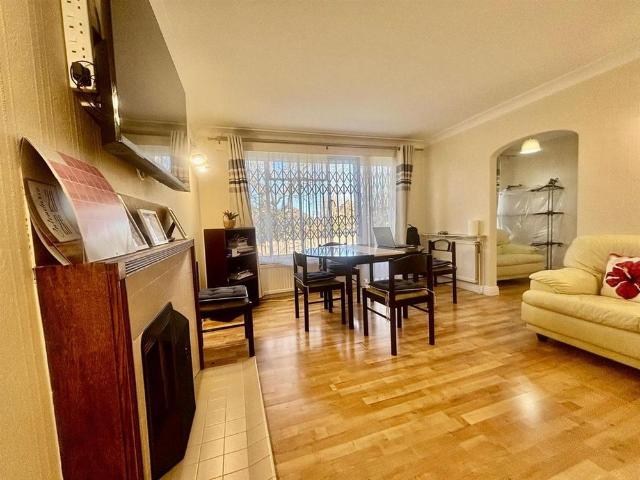 2 bedroom house to rent