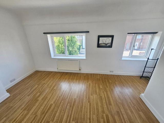 2 bedroom house to rent