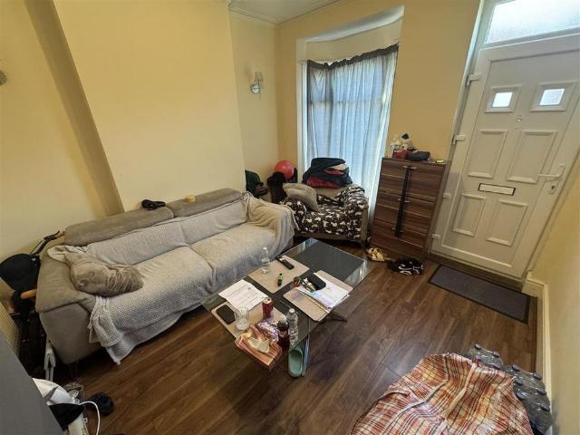 2 bedroom house to rent