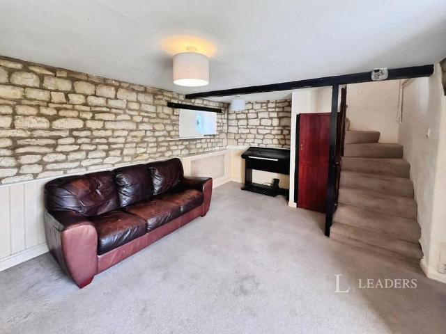 2 bedroom house to rent