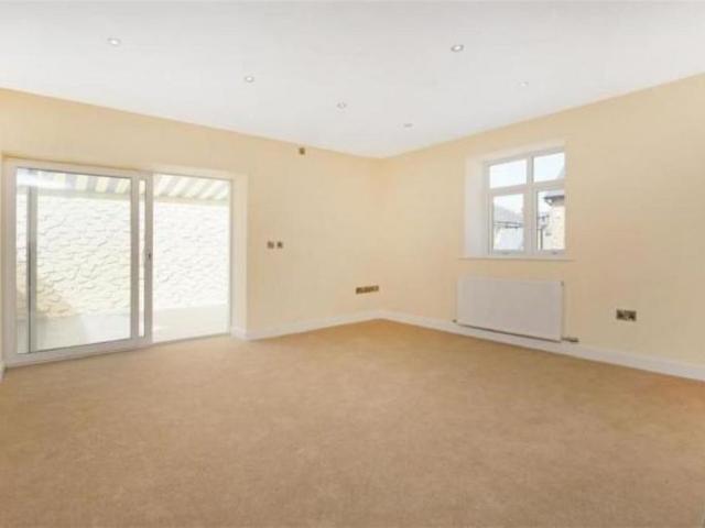 2 bedroom house to rent