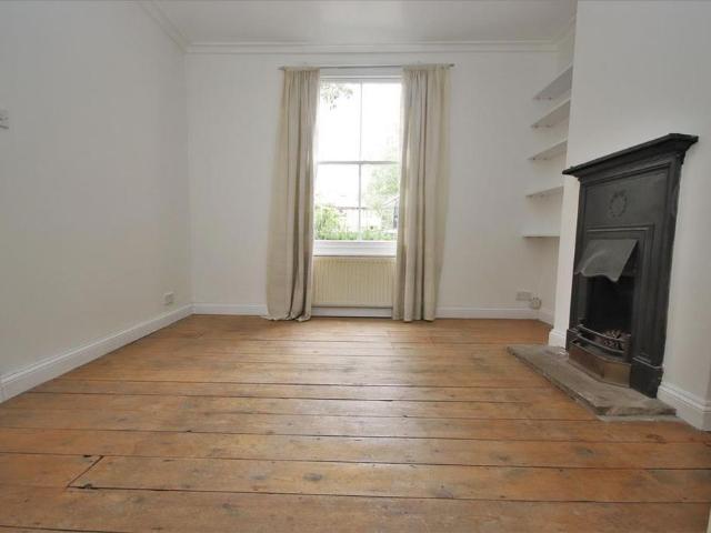 2 bedroom house to rent