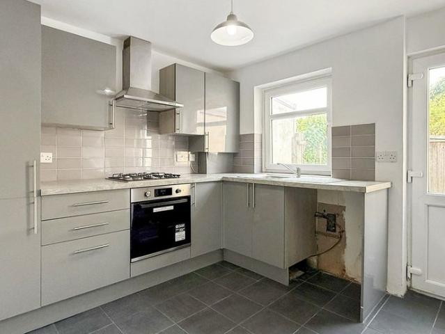 2 bedroom house to rent