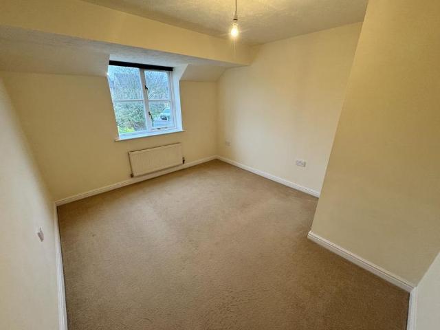 2 bedroom house to rent