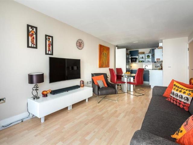 2 bedroom house to rent