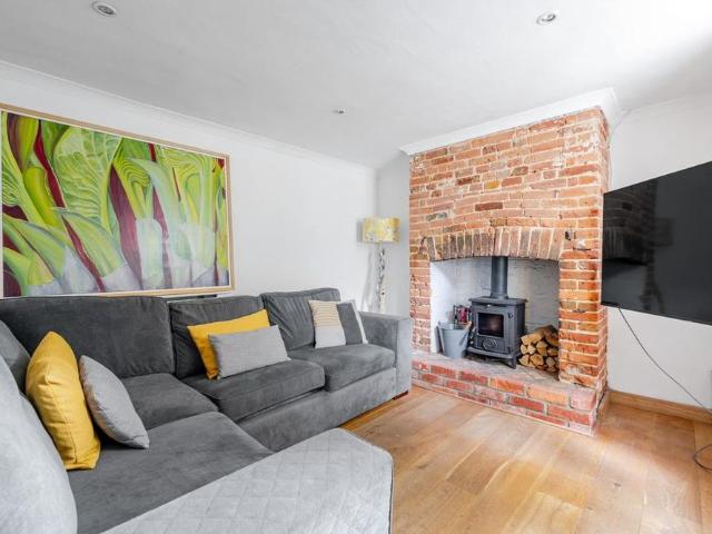 2 bedroom house to rent