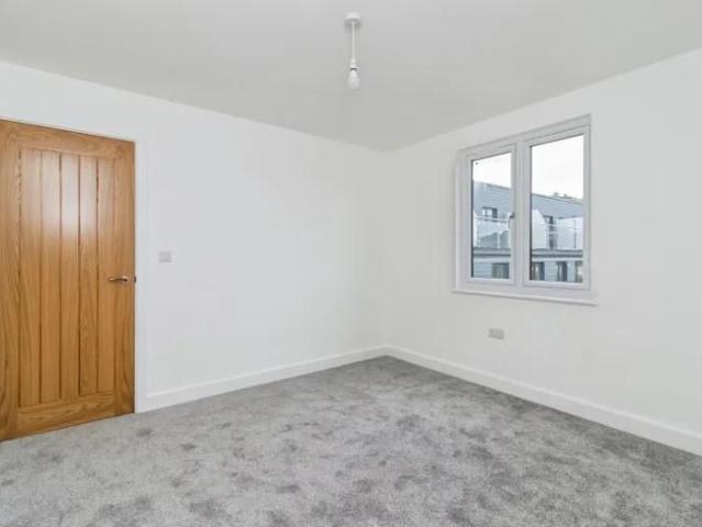 2 bedroom house to rent