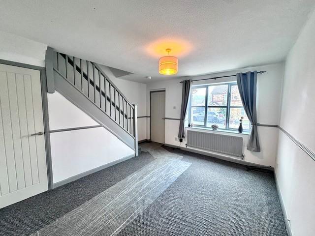 2 bedroom house to rent