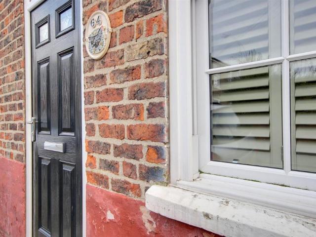 2 bedroom house to rent