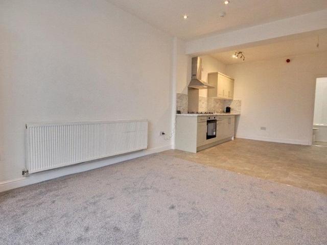 2 bedroom house to rent